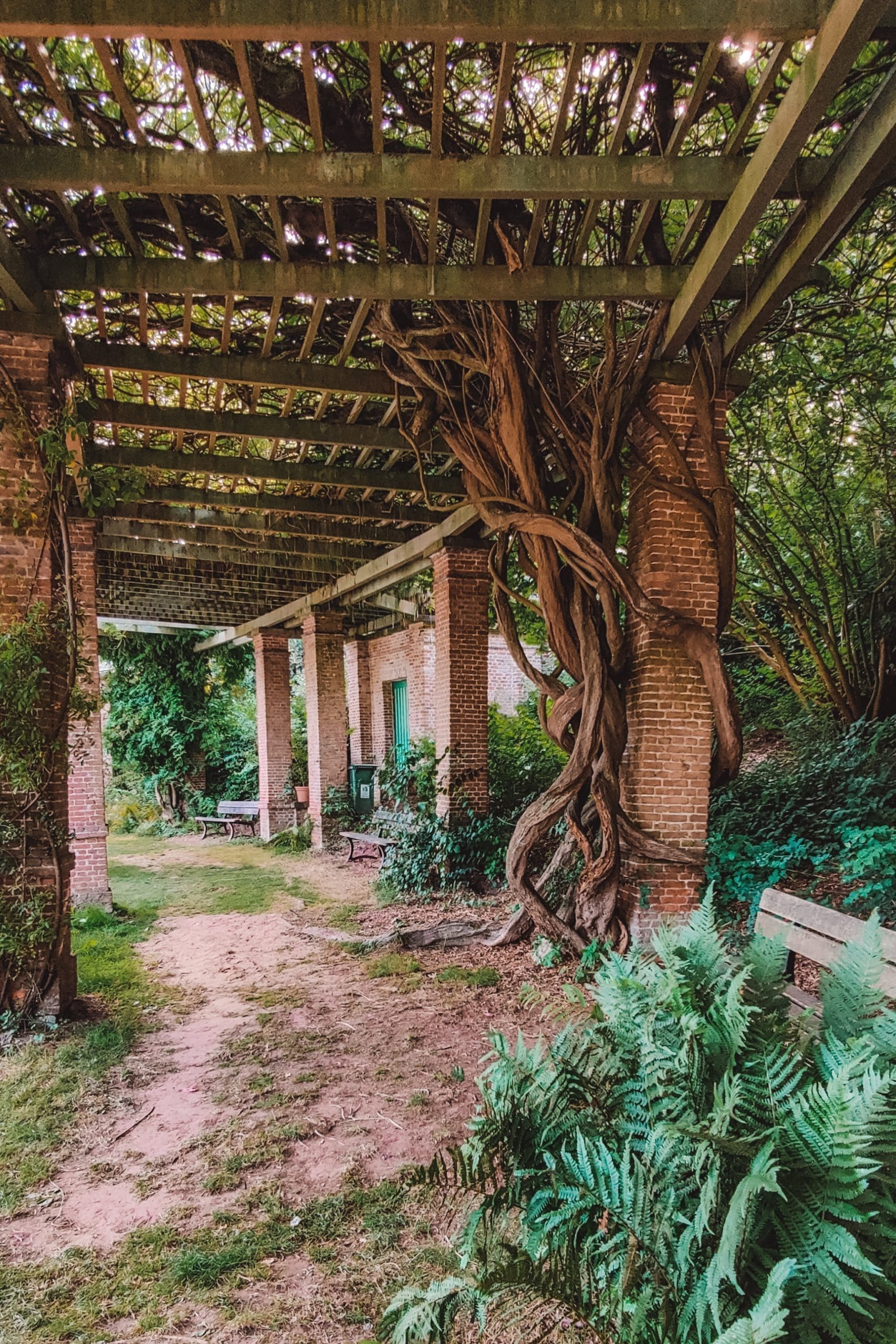 Origineel overnachten op Park van Beervelde in België - The Orange Backpack